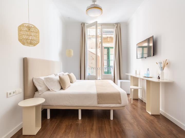 Habitación Doble Con Balcón - Divino Hotel - Sitges