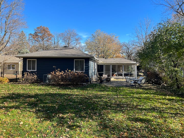Village Of Lakewood Bungalow - Crystal Lake, IL