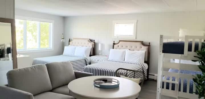 Family Suite - Frankfort, MI
