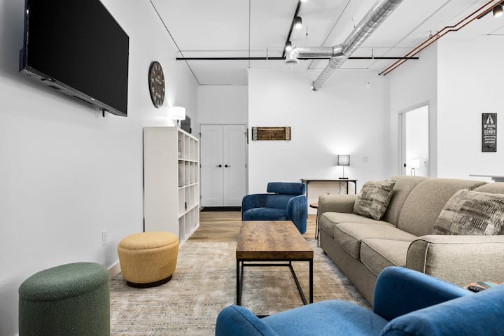 Rooftop Hot Tubs I Dogs Welcome I Near Dt Tc - Traverse City, MI