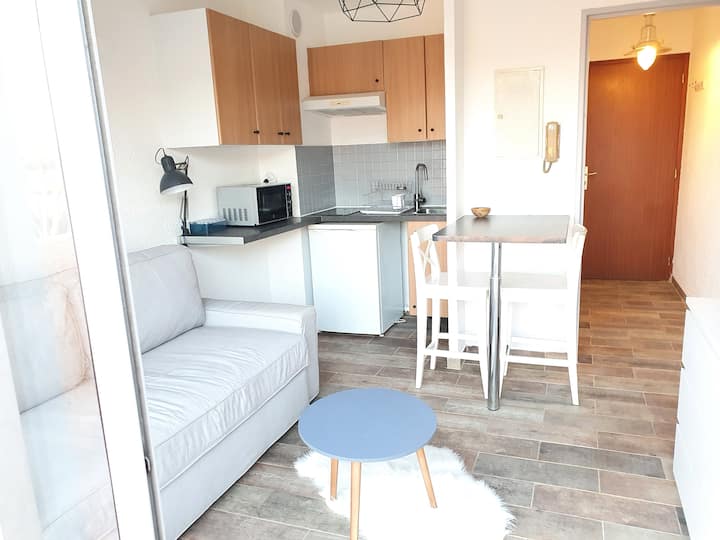 Studio, Proche Plages Et Gare 10 Min A Pieds - Bandol