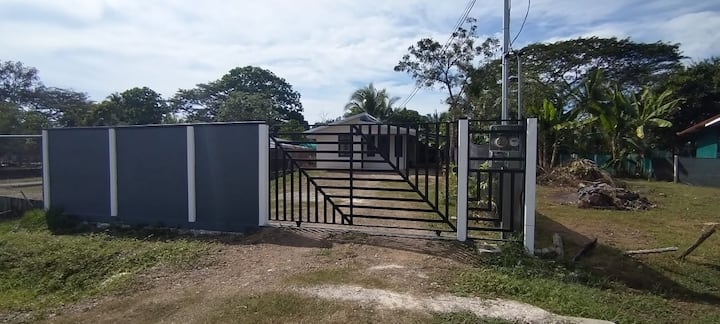 Hospedaje Casa Mía. - Palmar Norte