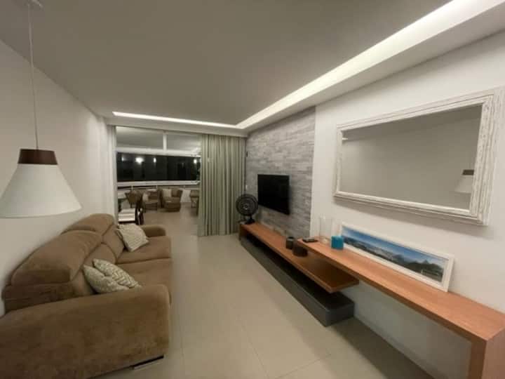 Apartamento à 2 Minutos Caminhando Do Mar! - Recreio dos Bandeirantes