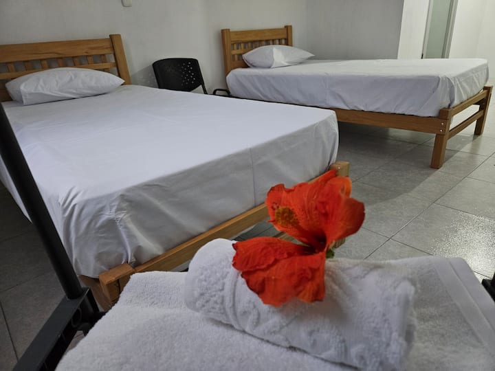 Habitación Independiente Trujillo - Trujillo