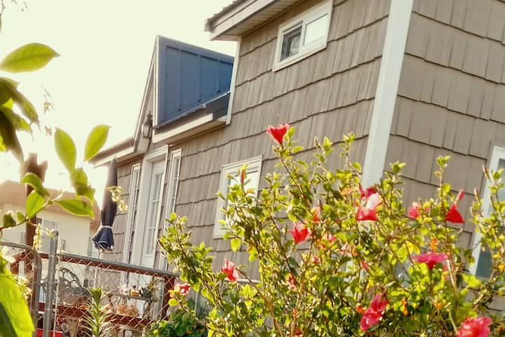 Tiny House On Wheels Staycay + Parking - San Diego, CA