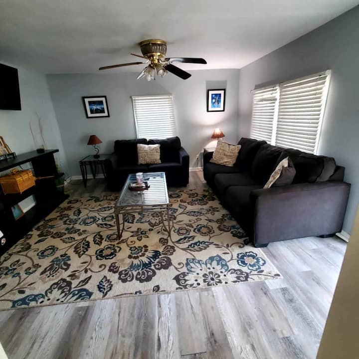 Pine Cottage - Pembroke, NC