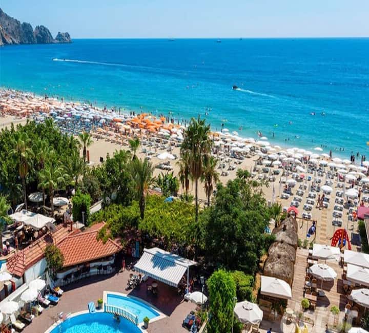 Directly On The Beach With Breakfast And Dinner - Alanya