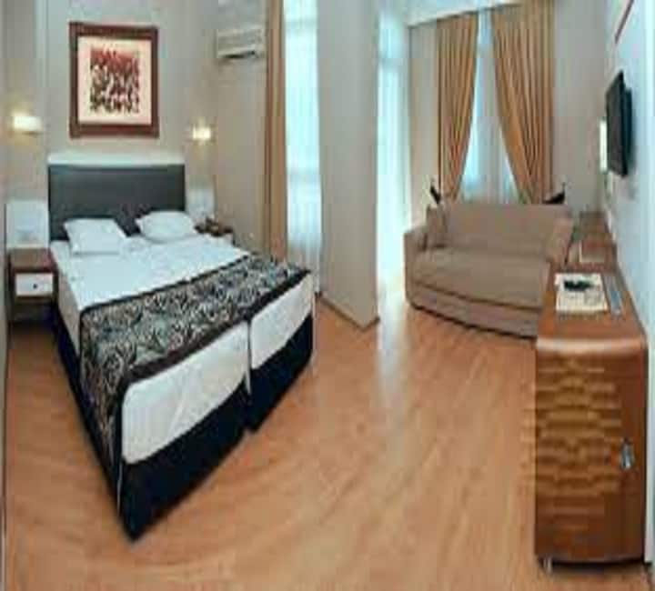 Comfortable Sea View Room With Breakfast & Dinner - Alanya