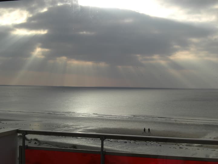 Les Balcons Rouges - Face Mer - Camiers
