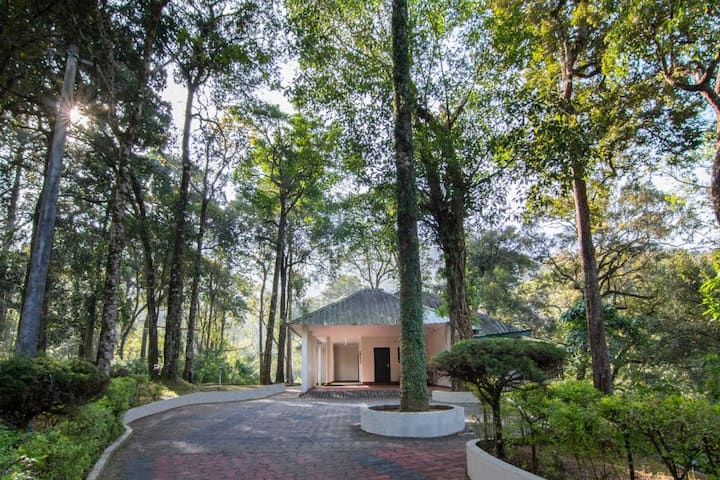 Cypress Villa - 蒙納