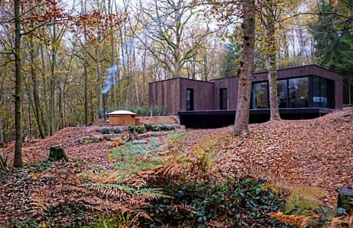 Luxe Chalet In Het Bos  Met Hottub En Petanquebaan - Belgio