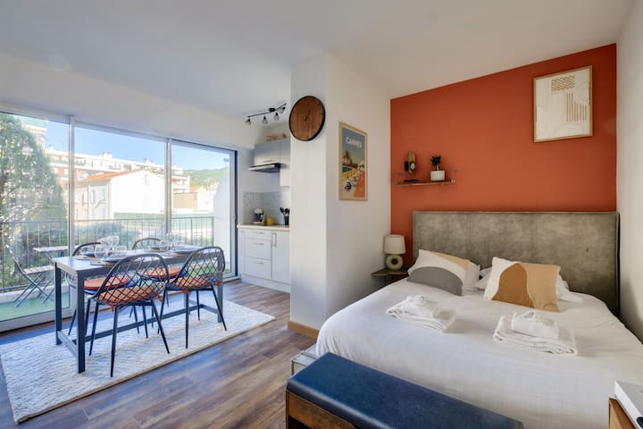 Studio Rénové Avec Terrasse Au Cœur De Cannes - ibis Cannes Centre
