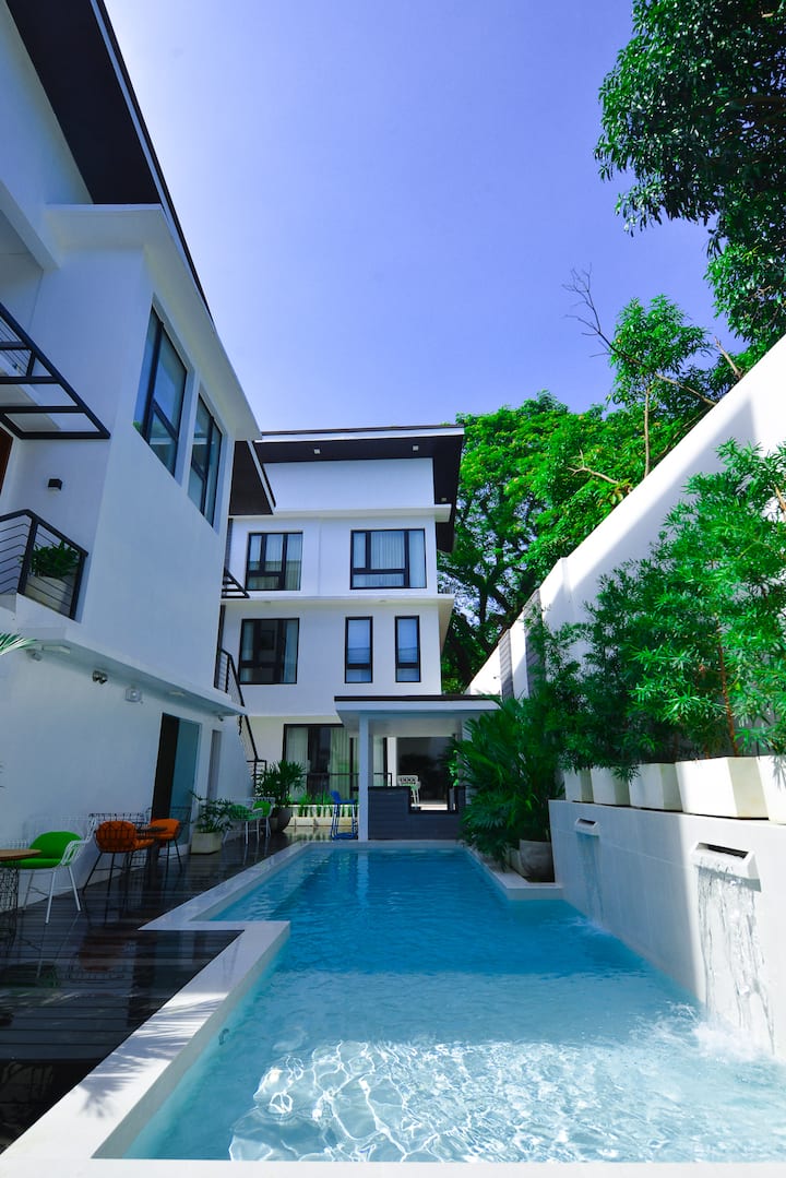 Big House Good For 24 People - El Nido