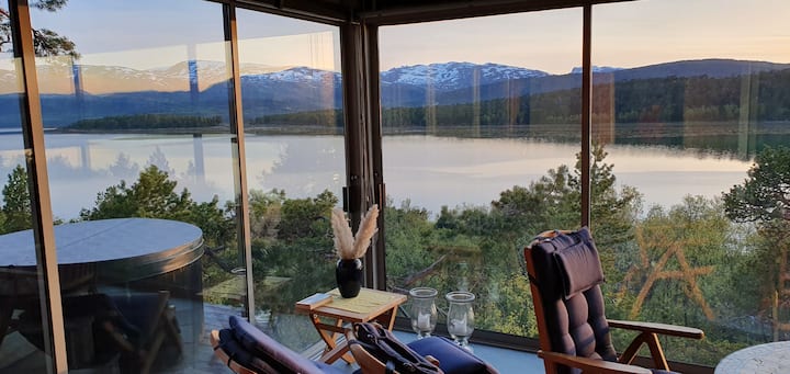 Drømmehytta På Senja - Norway