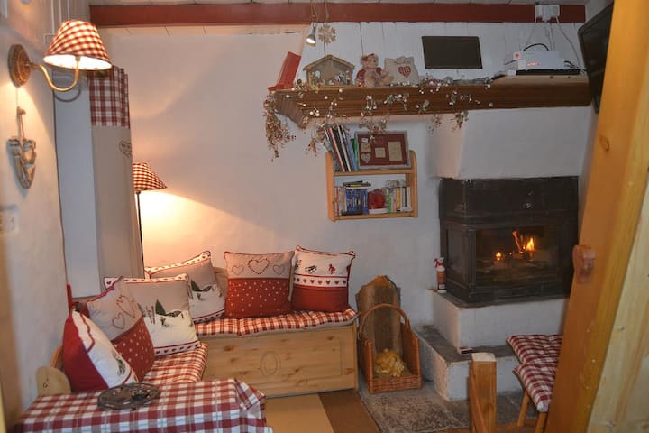 Petit Chalet Courchevel Pour 3 Personnes - Courchevel
