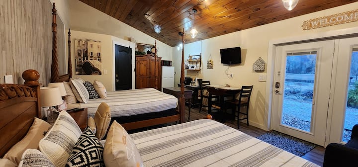 Restful Guest Suite In Cowan With Private Entrance - Sewanee, TN