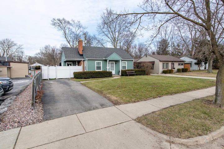 Cozy A2 Home / Close To Downtown - Ann Arbor, MI