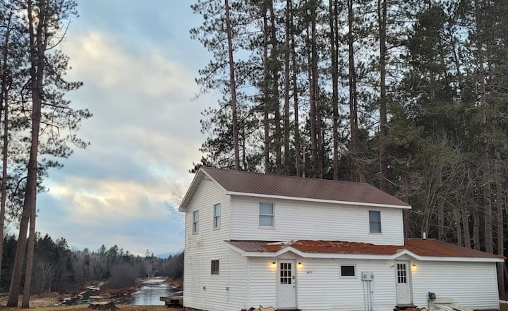 Cedar River View 4 Br 3bath House - Lake Durant, NY