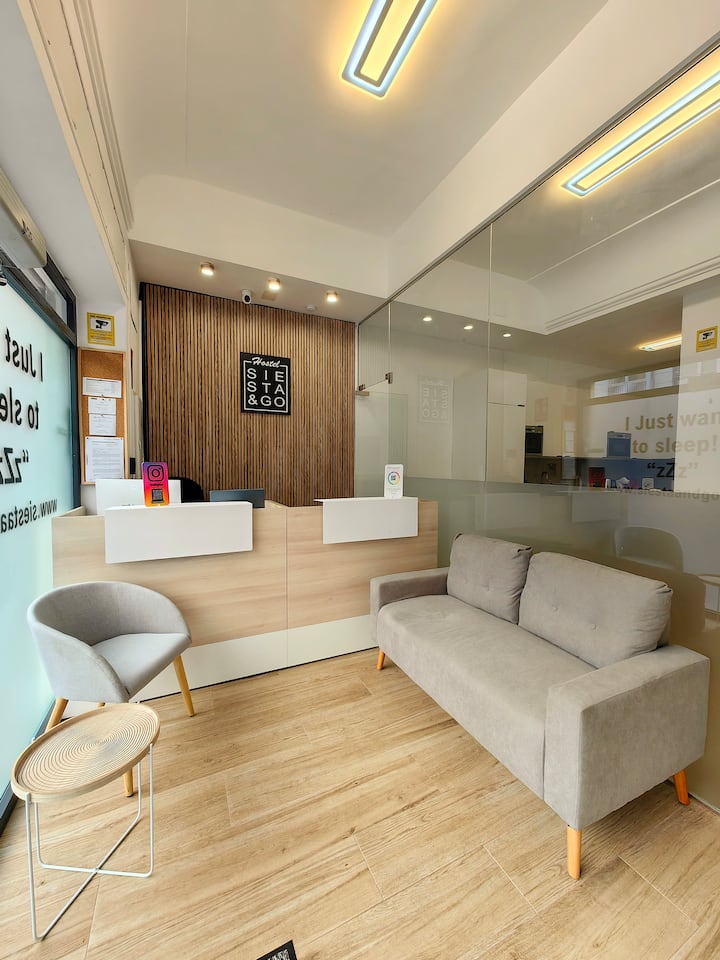 Dormitorio Doble Con Baño Afuera - Madrid