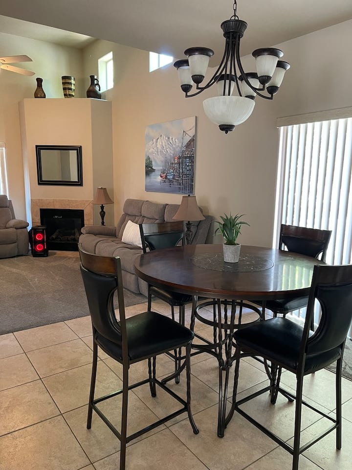 Colorado River Experience, Wonderful Get Away! - 로플린