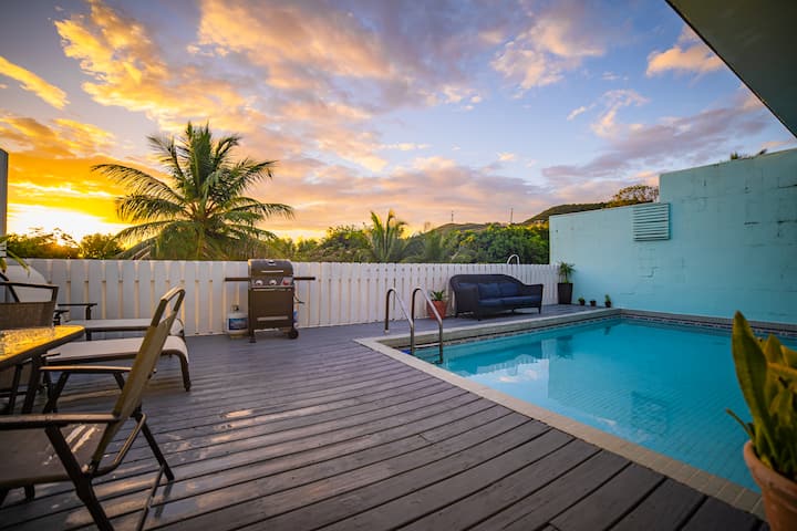 Private Pool Romantic Villa. Walk 2 Sapphire Beach - East End