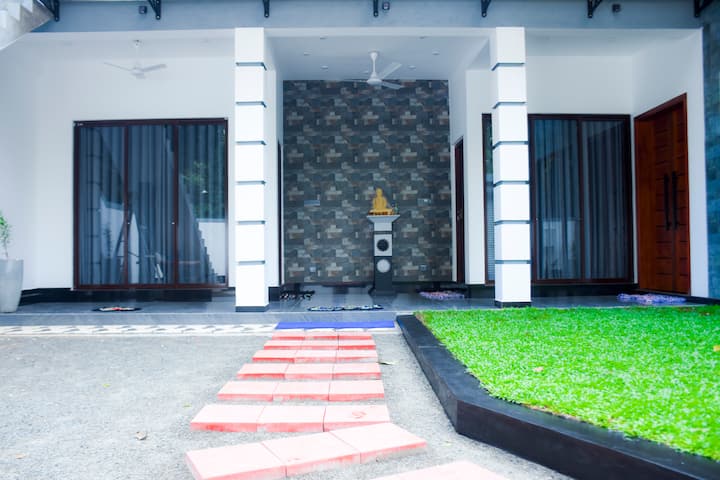 Blissful Mirage Mansion Villa (Down Floor) - Mirissa