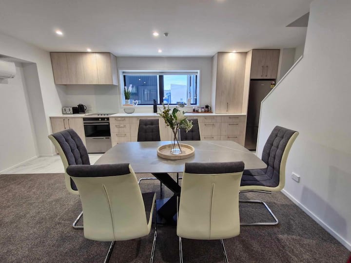 Stylish 3br City Apartment On St Asaph Street - Lyttelton