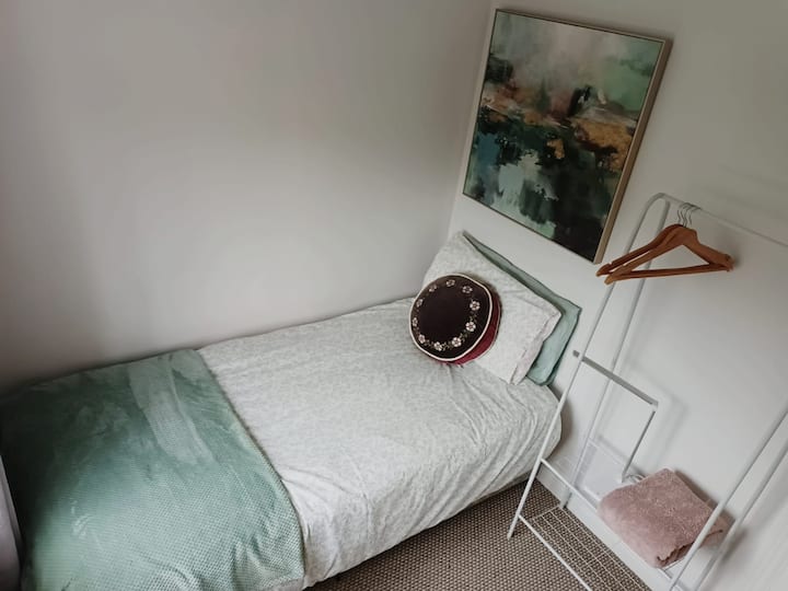 Wren Room - Cavan