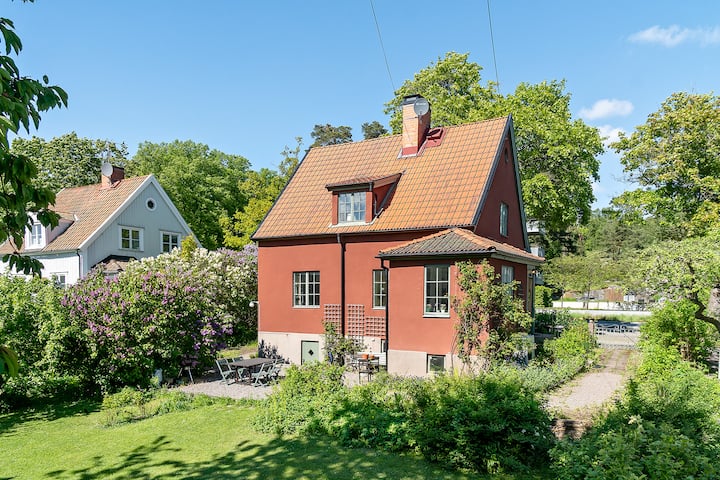 Familjevänligt Boende I Enskede - Stockholm