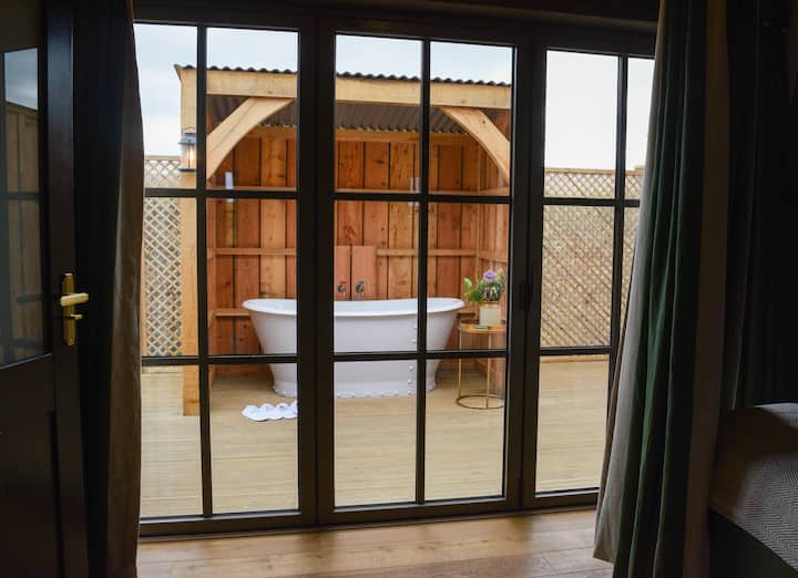 The Lodge - Stowmarket