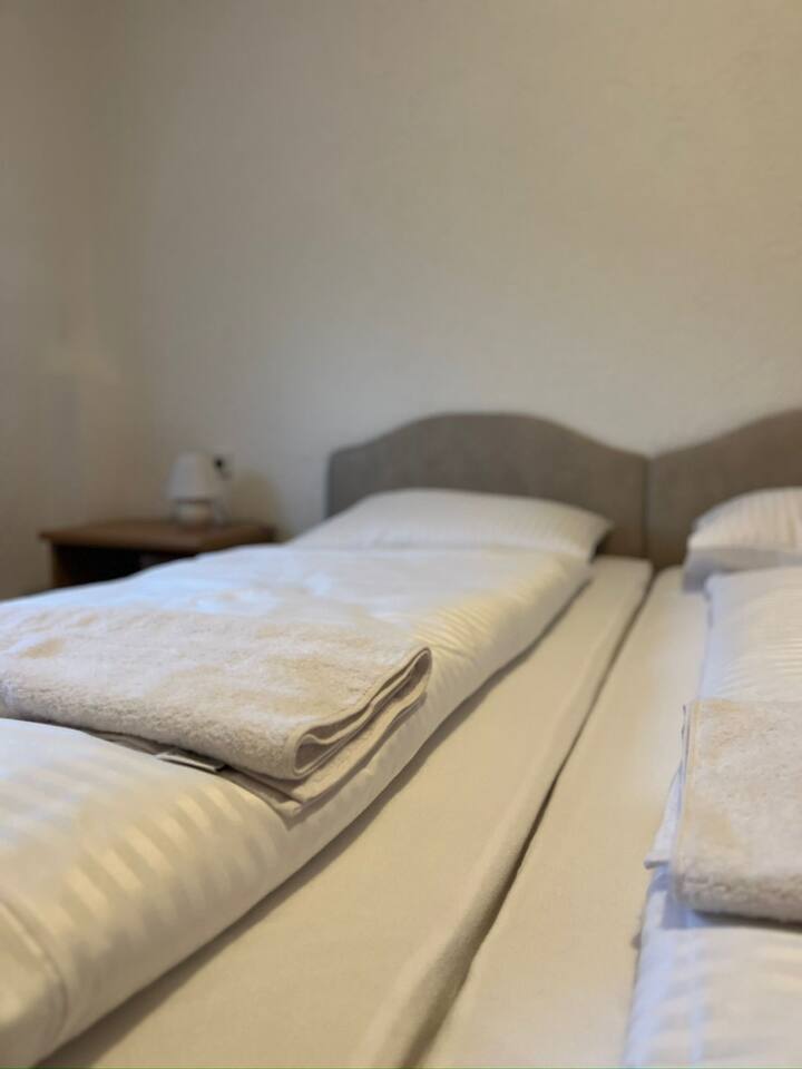 Pension Rose
5-bettzimmer - Neuhausen