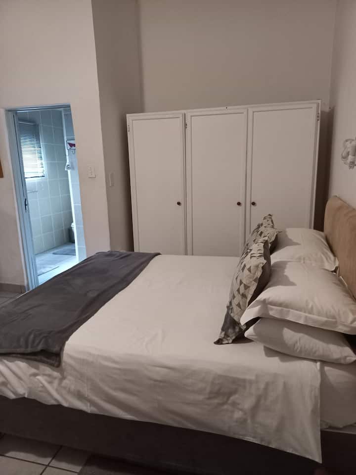 Standard Family Room - Colesberg