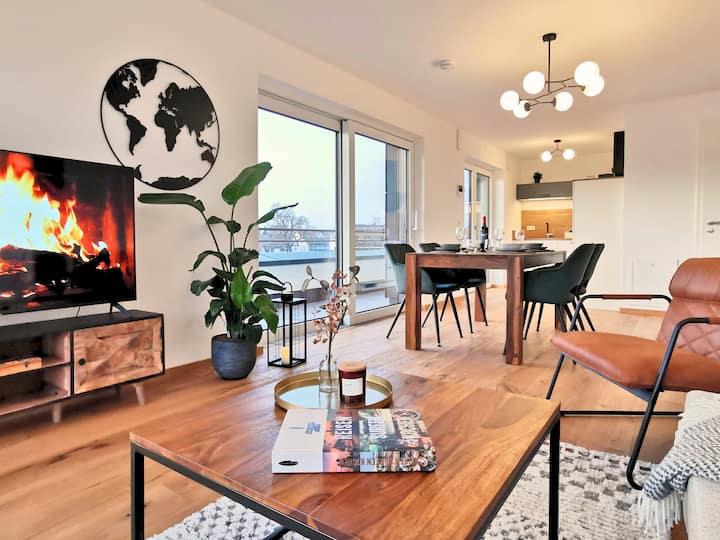 Fynbos Penthouse Deluxe, Dachterrasse & Parkplatz - Straubing
