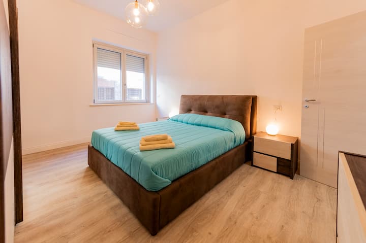 Guesthost - Pescara Station Modern & Central Apt! - Pescara