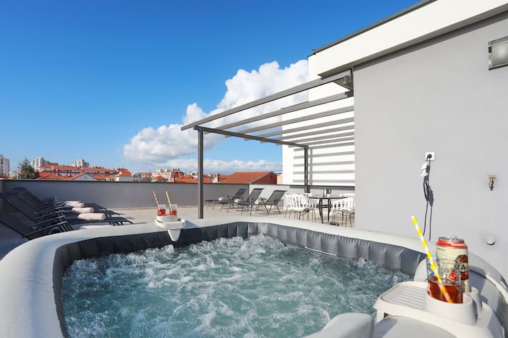 Holiday Home Oaza With Jacuzzi - Bibinje