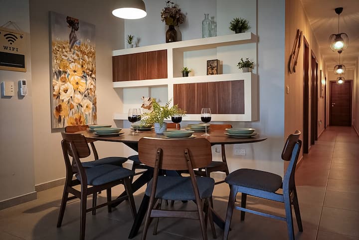 Spacious 3 Bedroom Central Located With Sea Views - Malta