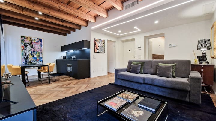 Finestre Di Luciano - Eleganza Nel Cuore Di Verona - Verona