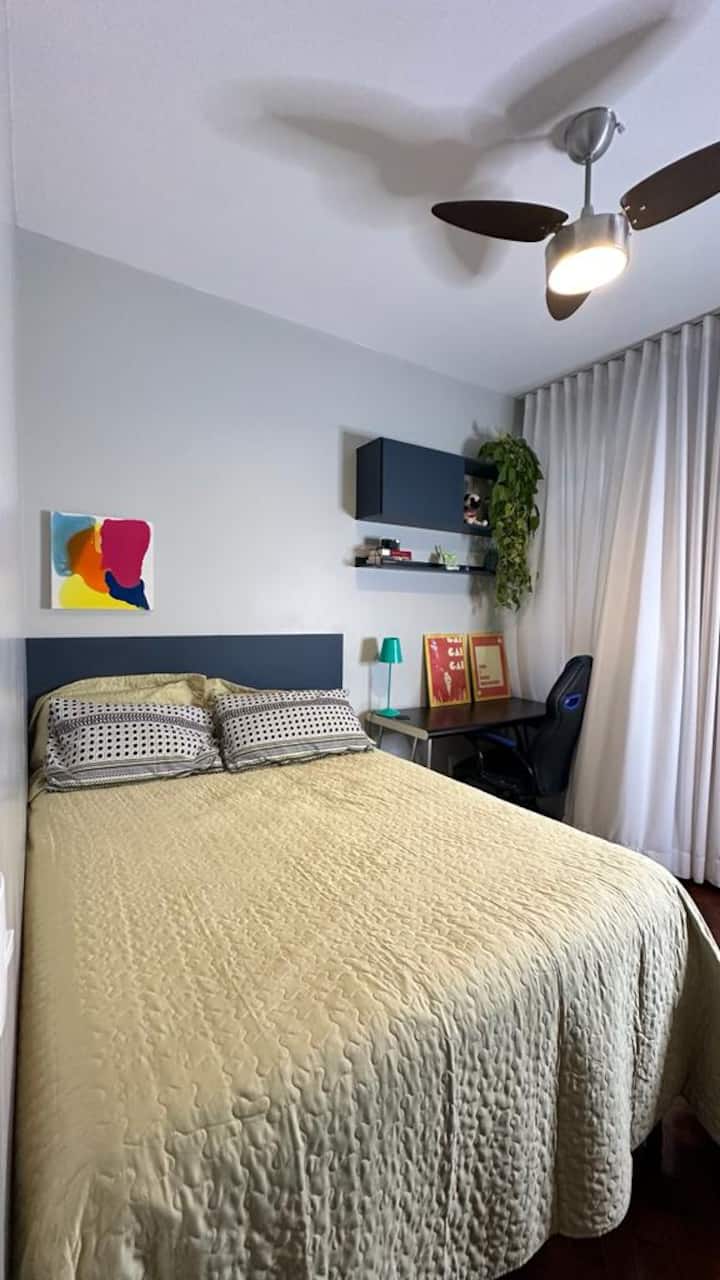 Quarto Aconchegante - Belo Horizonte