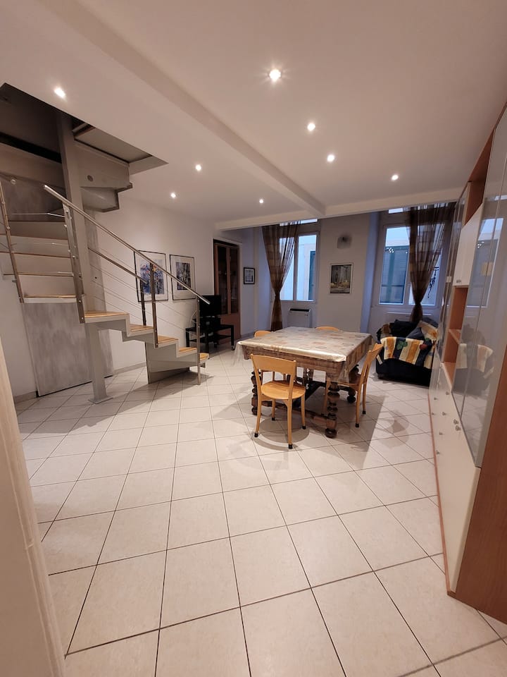 Rvh Apartment
3 Camere 2 Bagni - Liguria