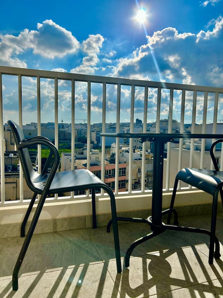 Spacieux Et Lumineux ~ Proche De La Mer!  N72 - La Valeta