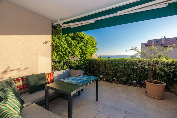 Apartment Lovro - Punat