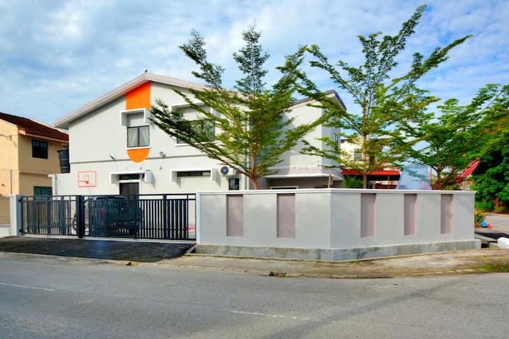 Bercham Ipoh Homestay - Ipoh