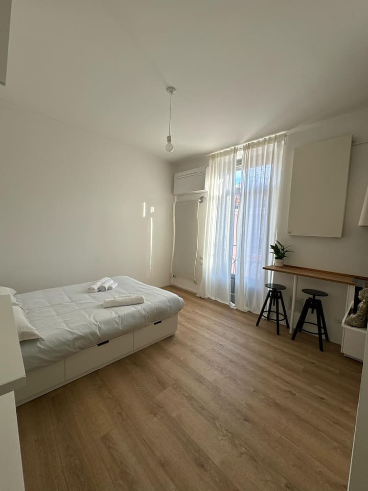 Splendido Appartamento In Milano Centro - Milaan