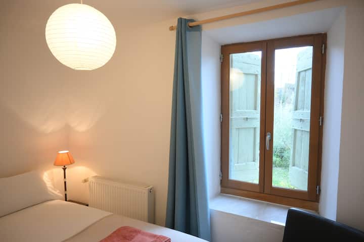 Maison Mitoyenne De Campagne Avec Piscine - Ariège