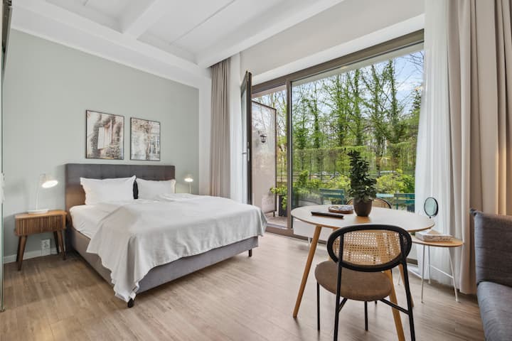 Limehome Munich Fritz-erler Str. | Suite + Terrace - Ottobrunn