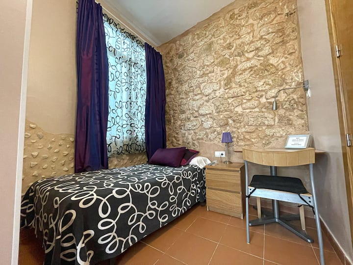 Habitación Individual - Alicante