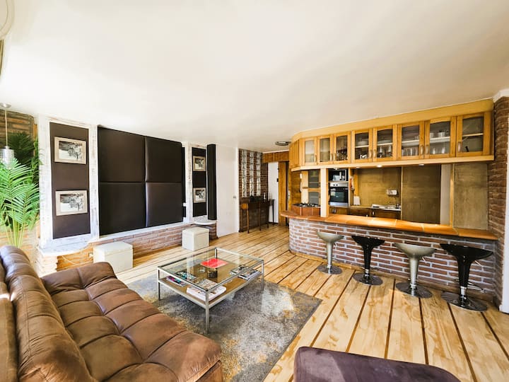 Acogedor, Decoración úNica, A Pasos Parque Arauco. - Vitacura