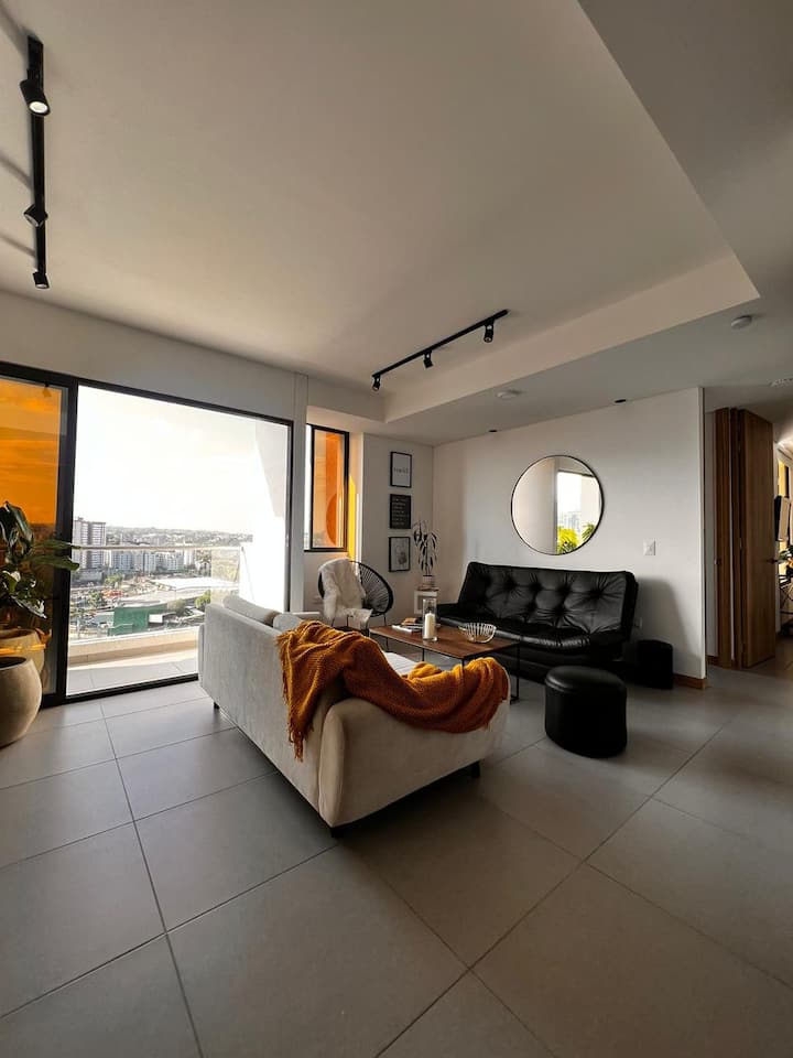 Central, Nuevo Y Cómodo - Pereira, Colombia