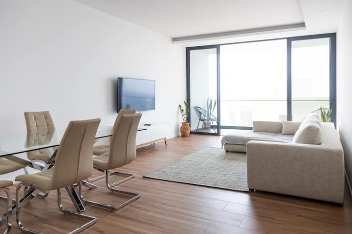 Lux 3-br: Panoramic Sea View & Rooftop Pool - Praia