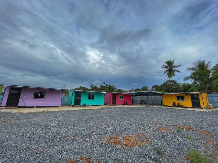 Padang Besar Gray Cabin - Kaki Bukit